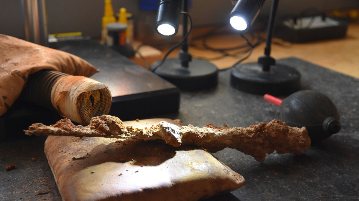 Die Arbeit an den Funden | denkmal.hessen.de