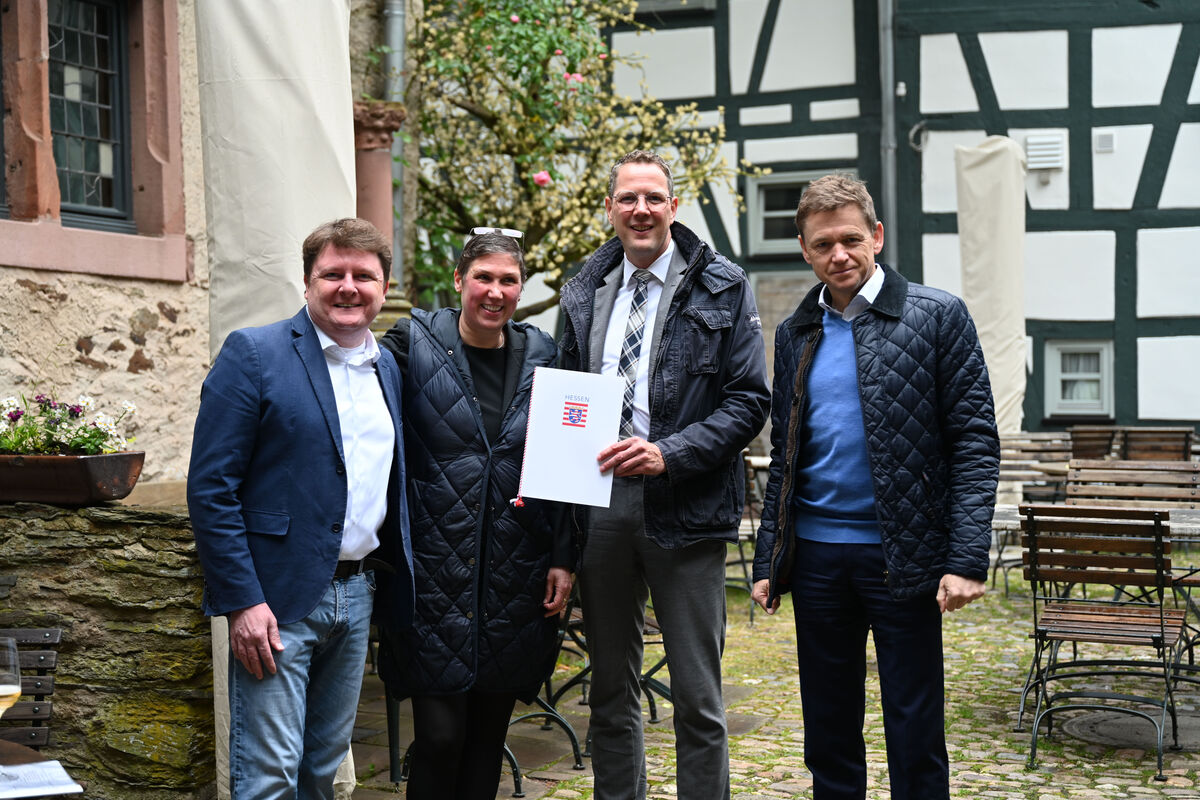 Land Hessen unterstützt Sanierung des Höerhofes in Idstein mit 40.000 ...